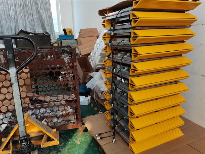 Overloading multi-axle Vehicle Scales with Low Profile portable axle ...