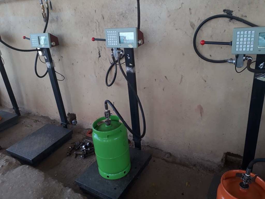 2-120kg Automatic explosion proof Cooking Gas Filling Machine LPG scale ...