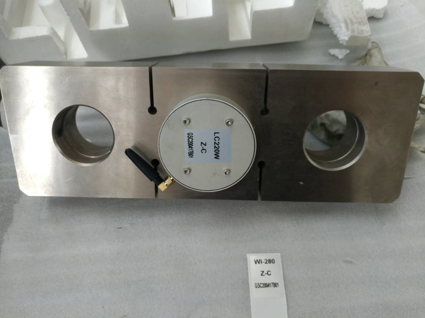 Alloy Steel Tension Link Load Cell , 5t 10t 50t 100t 500t Crane Load ...